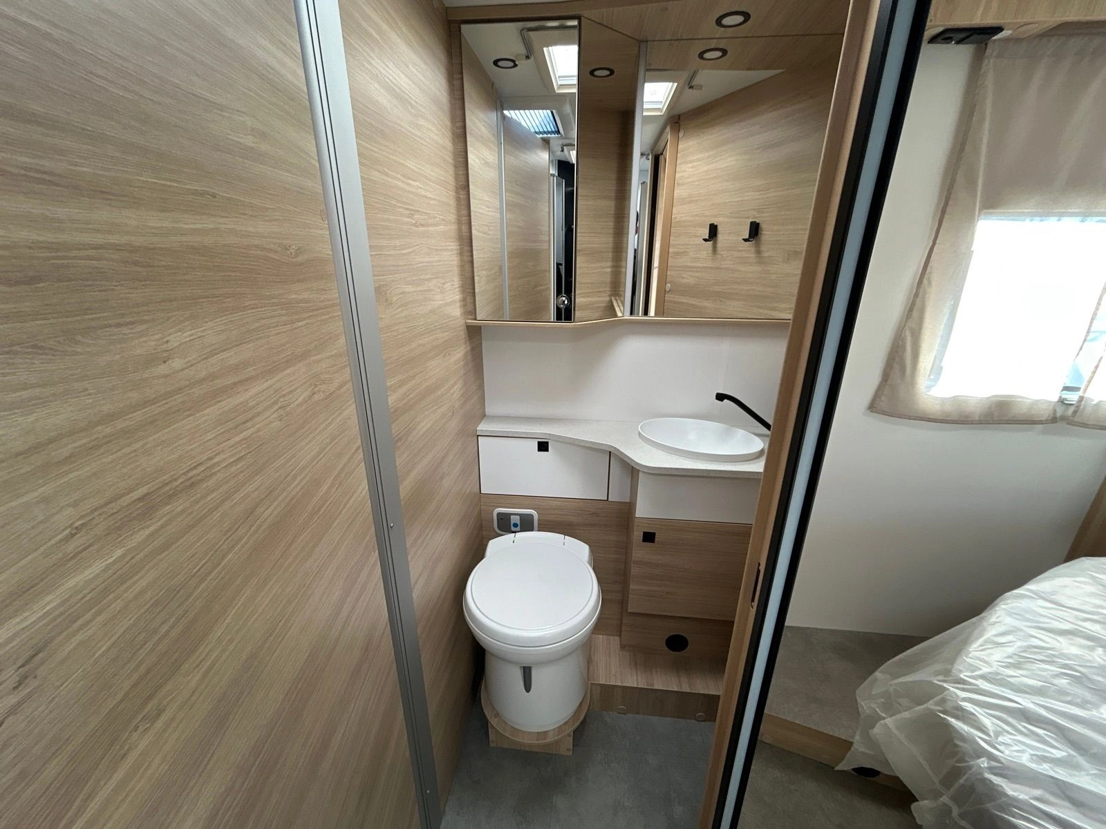 Camping-car Chausson 798 ULTIMATE LINE - Annonce Hunyvers